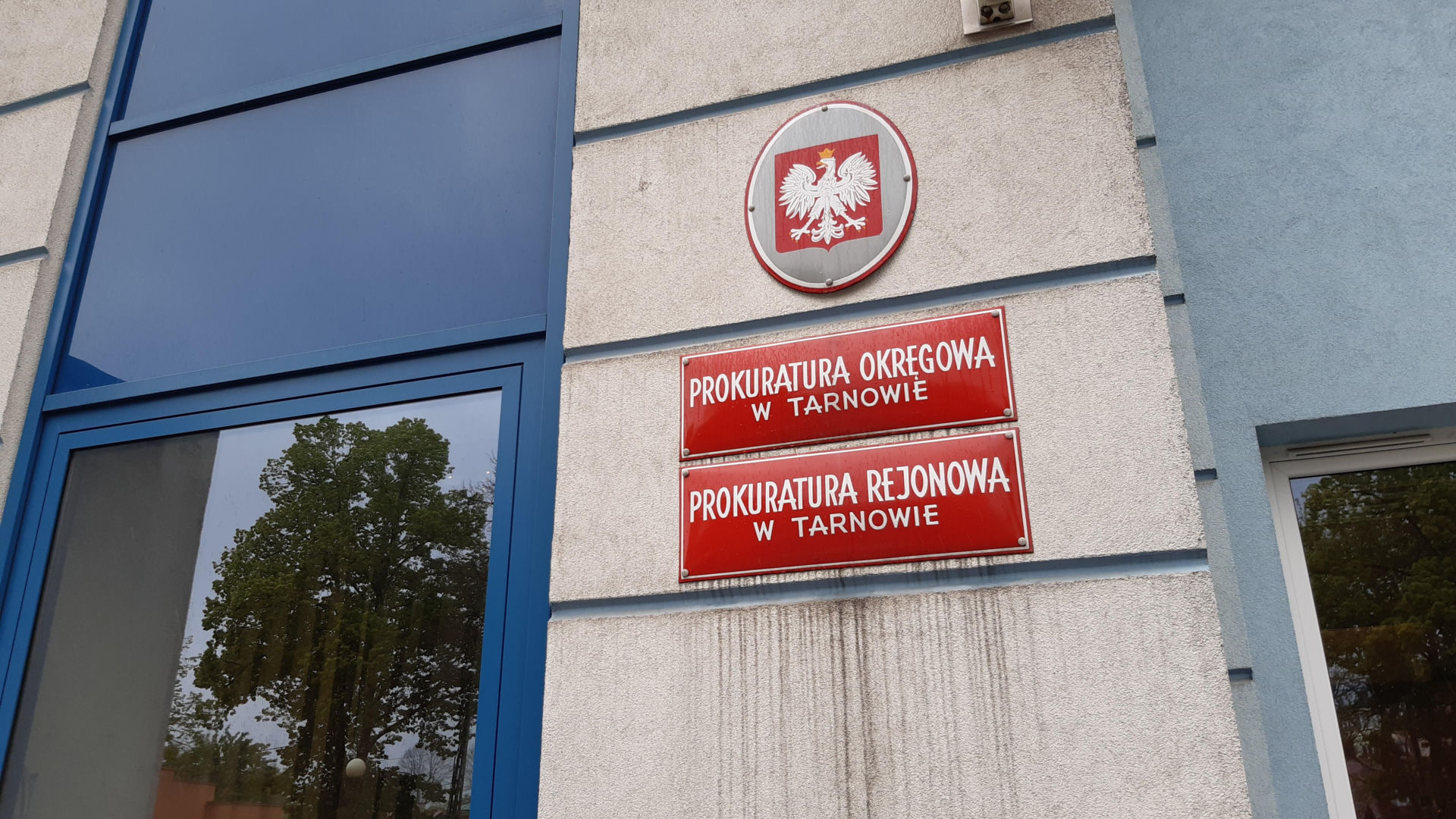 Oszukali 91-latkę na prawie 100 tys. zł. Sprawcy oszustwa na policjanta ...