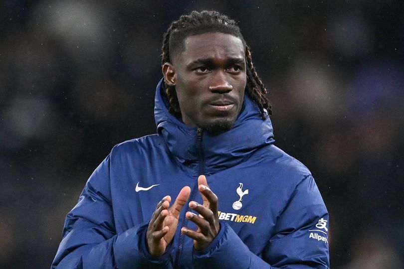 Yves Bissouma lined up for Tottenham reunion as clubs plot move for £ ...