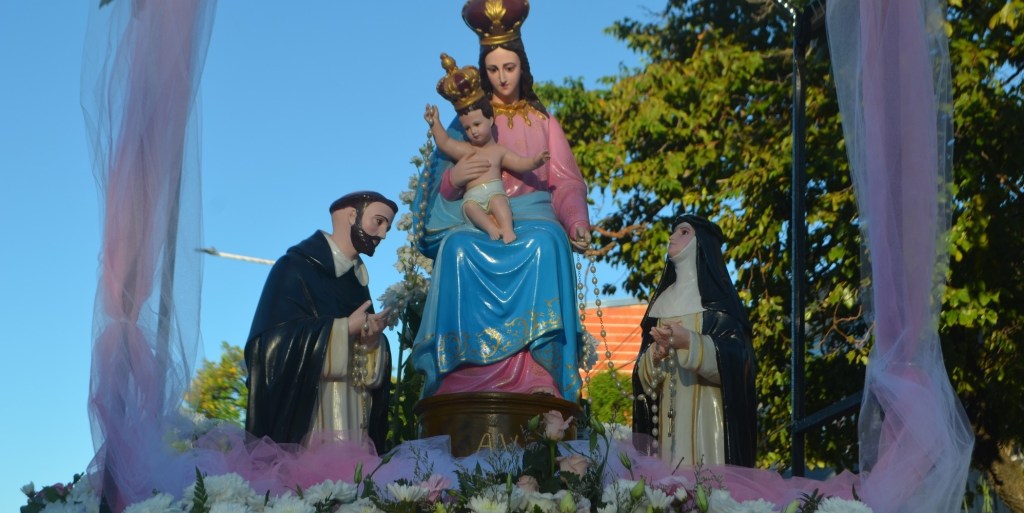 Catholic priest celebrates transgender couple’s marriage