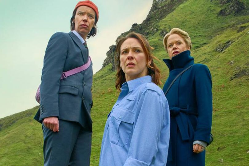 Netflix's How to Get to Heaven from Belfast full cast with Derry Girls ...
