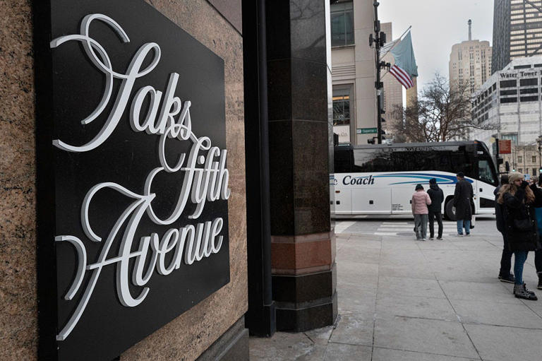 Saks closing 8 Saks Fifth Avenue stores. See list.