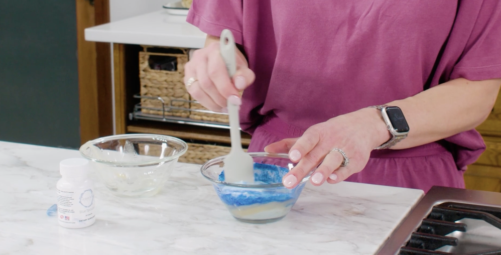 DIY yogurt, honey and spirulina face mask for Valentine’s self-care night
