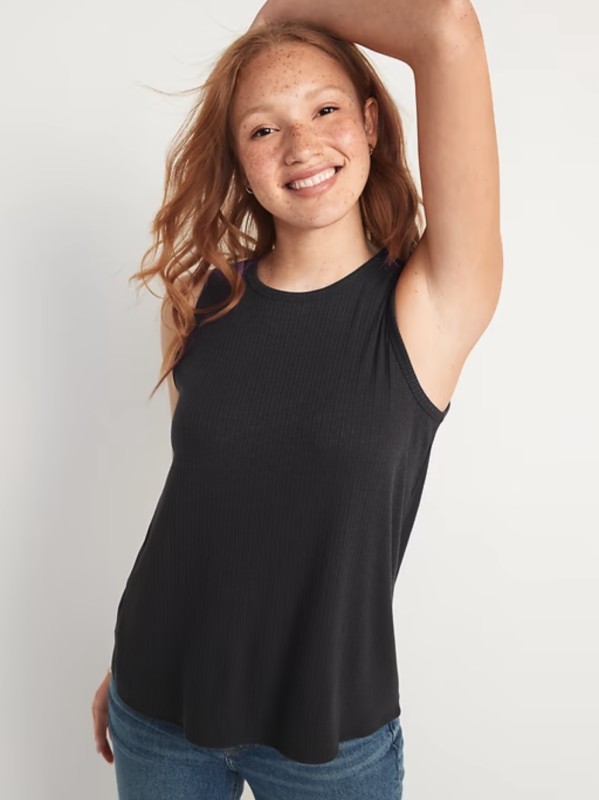 Old Navy's $6 luxe tank top is 'perfect for gym workouts'