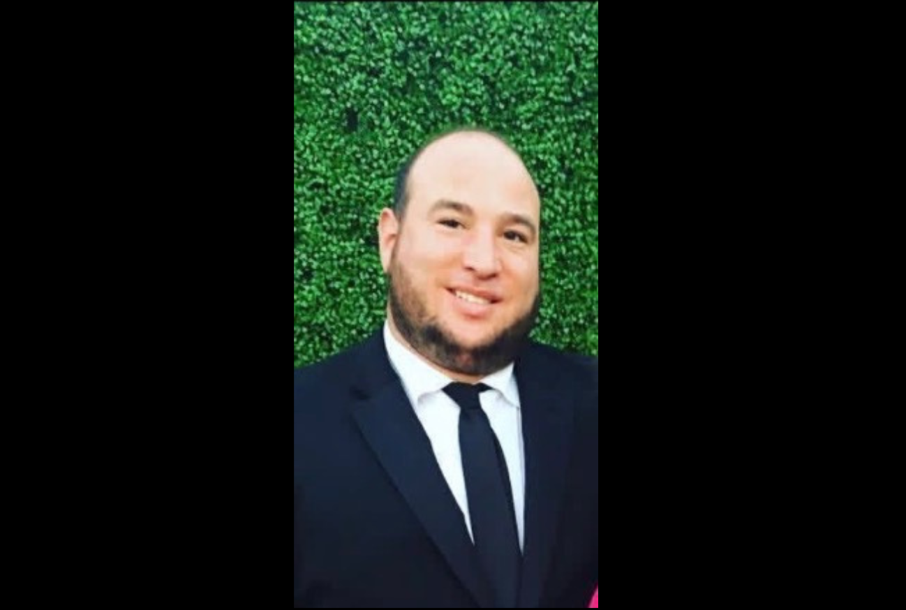 A Mass. middle school basketball coach collapsed during a game. The ...