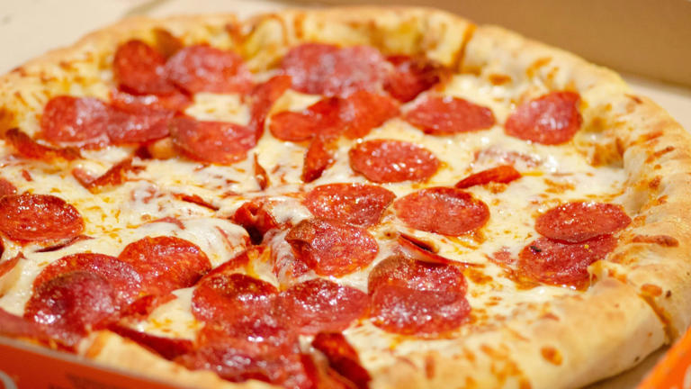 Pizza Hut announces closure of 250 stores as sales slump