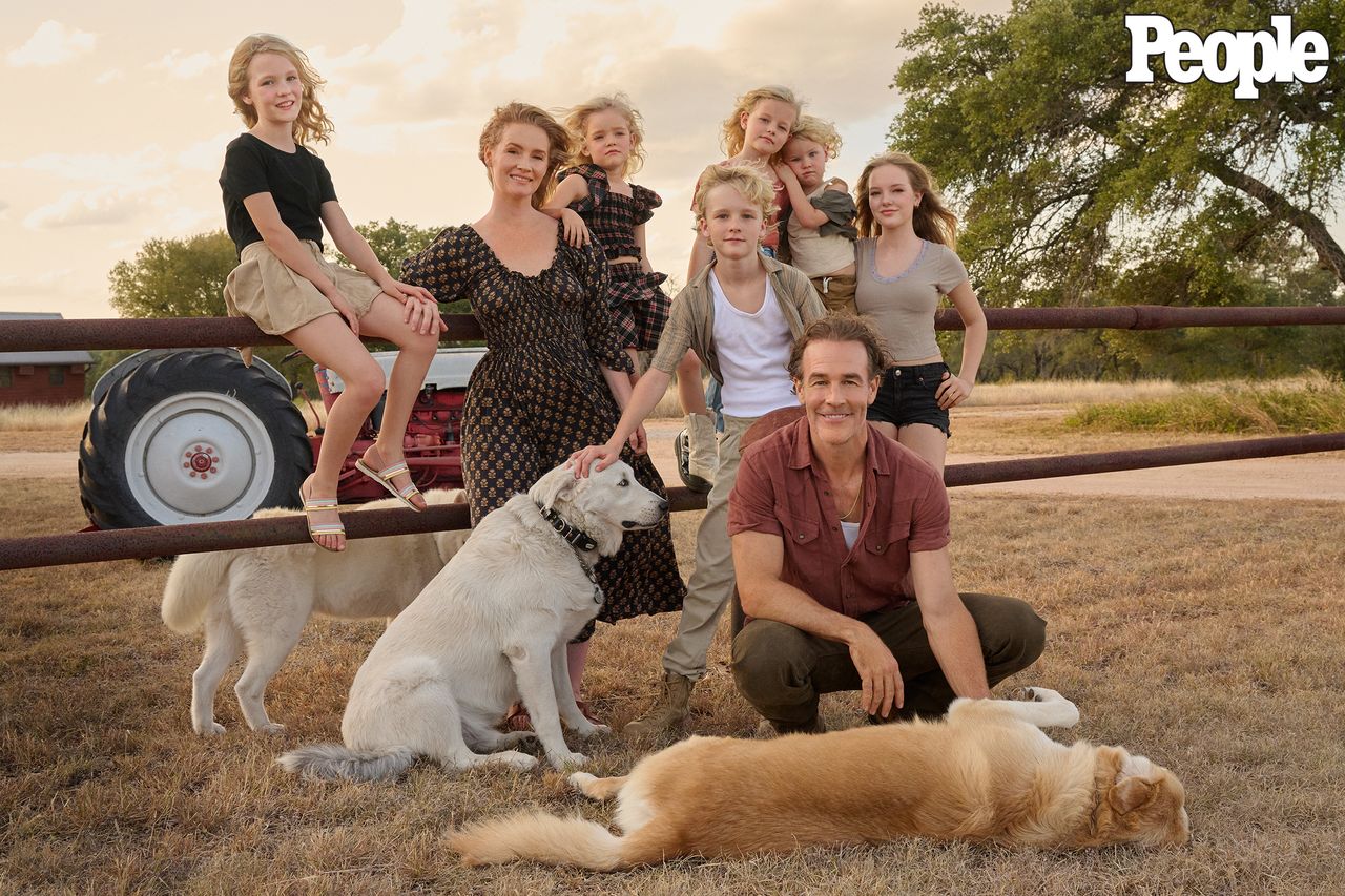 James Van Der Beek, "Dawson's Creek" star and father of 6, dies at 48 ...