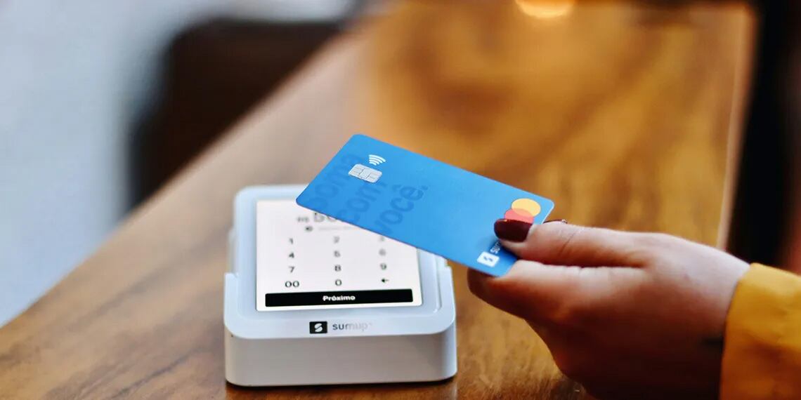 In a blow to the banks, Illinois’ pioneering swipe fee law survives ...