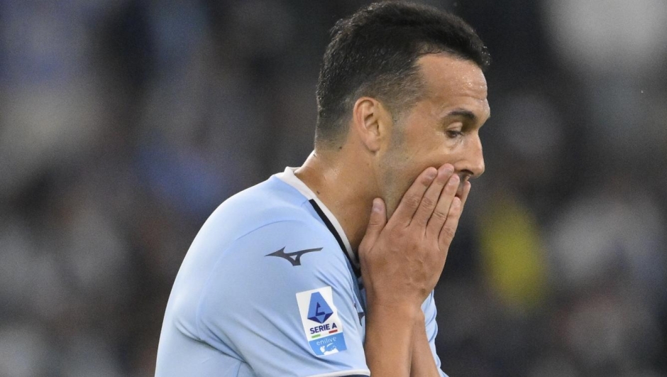 Pedro, infortunio alla caviglia contro il Bologna: cambio immediato per ...