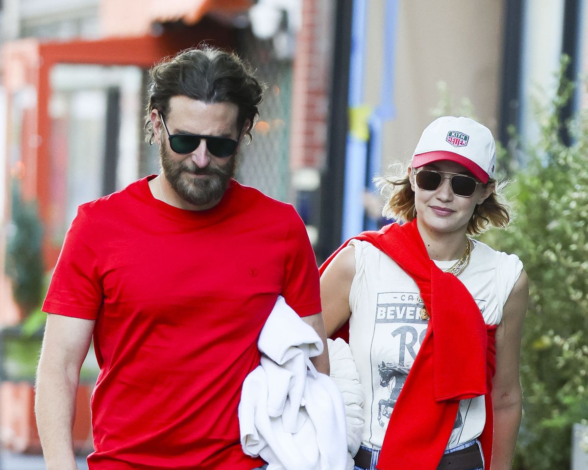 Gigi Hadid and Bradley Cooper share a sweet kiss during romantic NYC ...