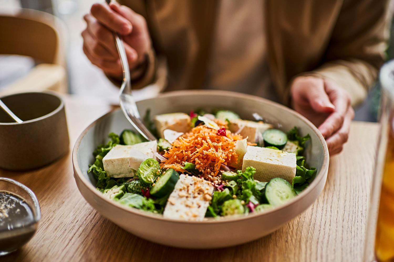 Low-fat or low-carb — which is better for heart health? The answer may ...