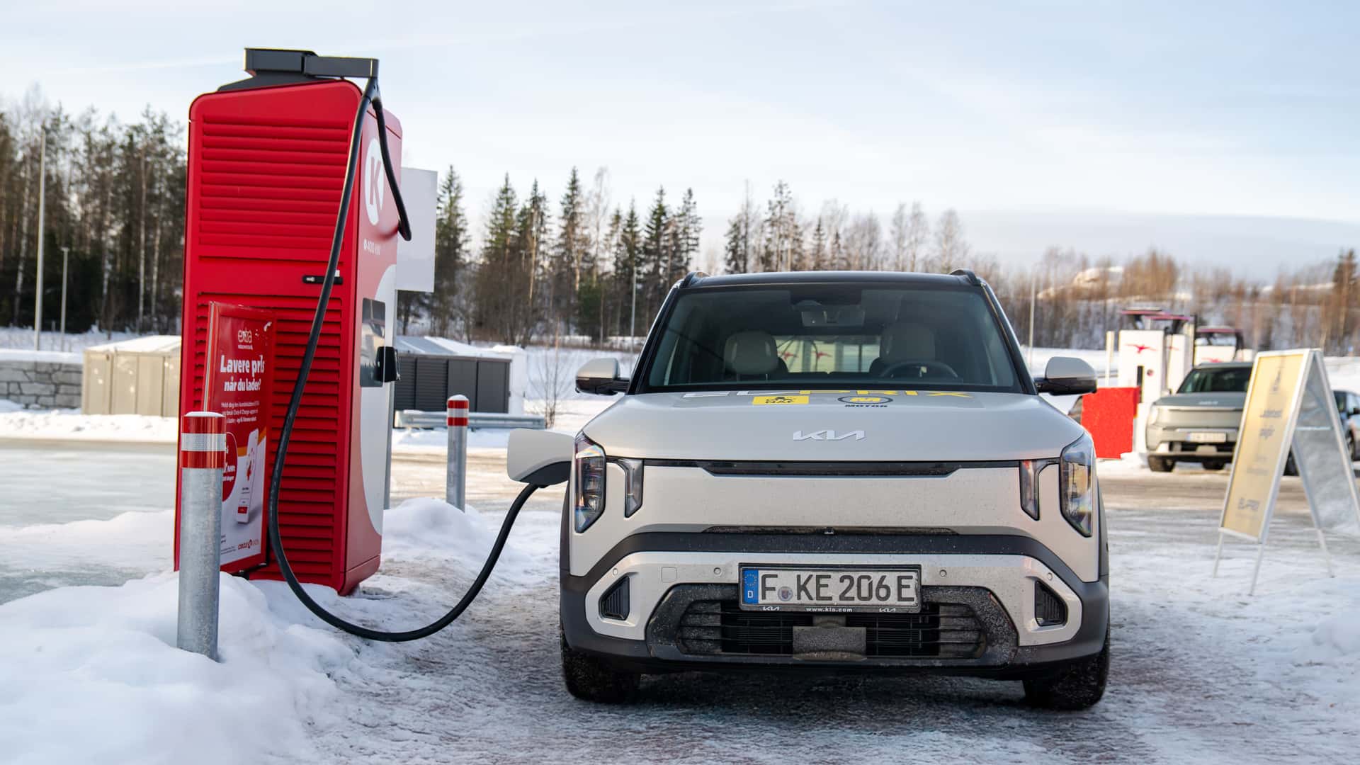 Freezing temps crush range. But Kia's newest EV dominated this test