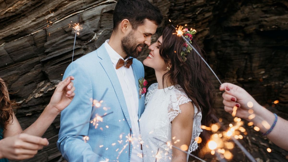 10 Commandments of a happy marriage according to science
