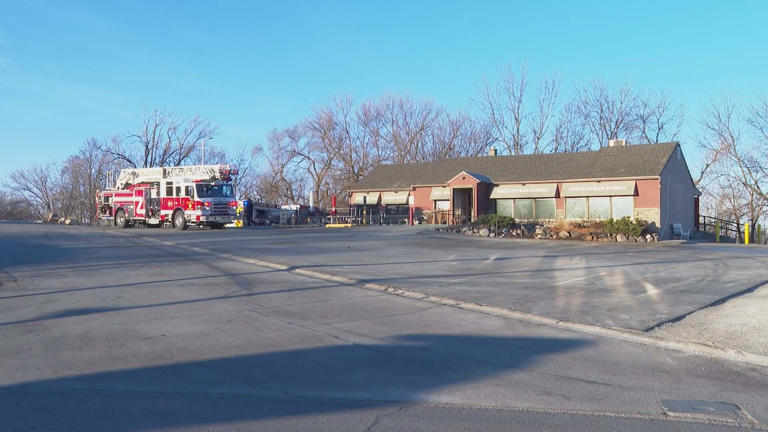 Stella’s Bar and Grill in Bellevue closed after morning fire