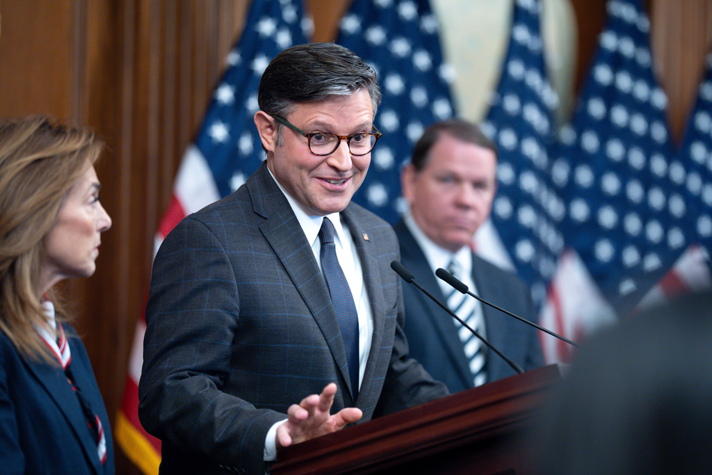 ‘Absolutely insane’: Ex-GOP congressman rips Mike Johnson for trying to ...