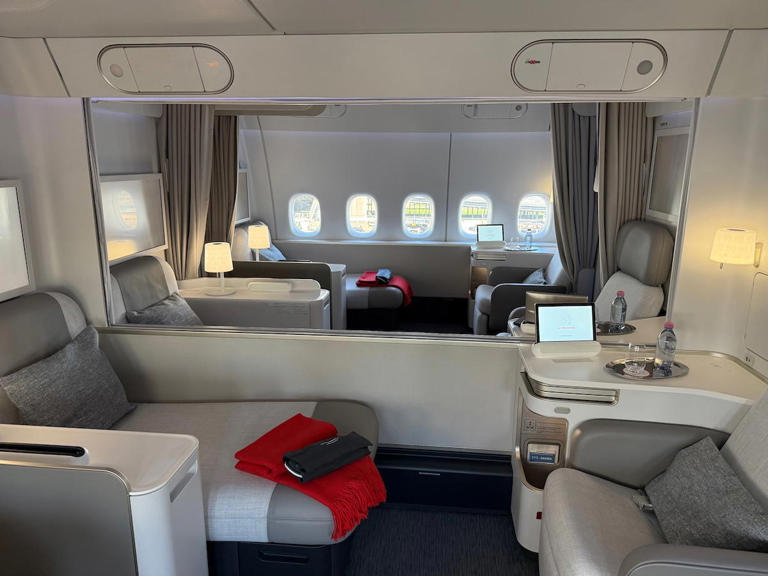 Emirates new 777 game changer vs. Air France La Première: Which is 2026 ...