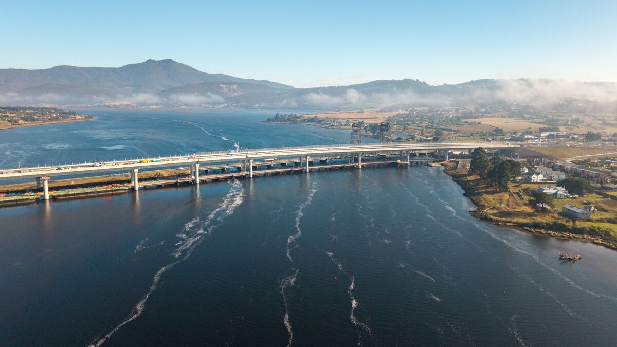 Crack found in new $786m Bridgewater Bridge, RTI documents reveal