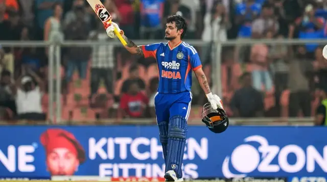 T20 World Cup 2026: Ishan Kishan hit by Jasprit Bumrah yorker during ...