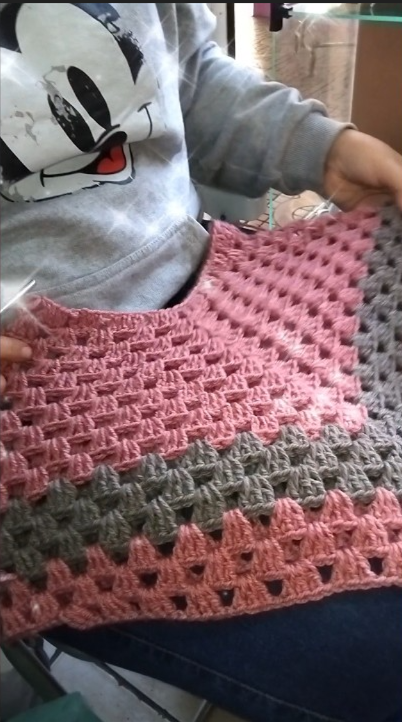 Poncho da vovó | Fácil e charmoso crochê