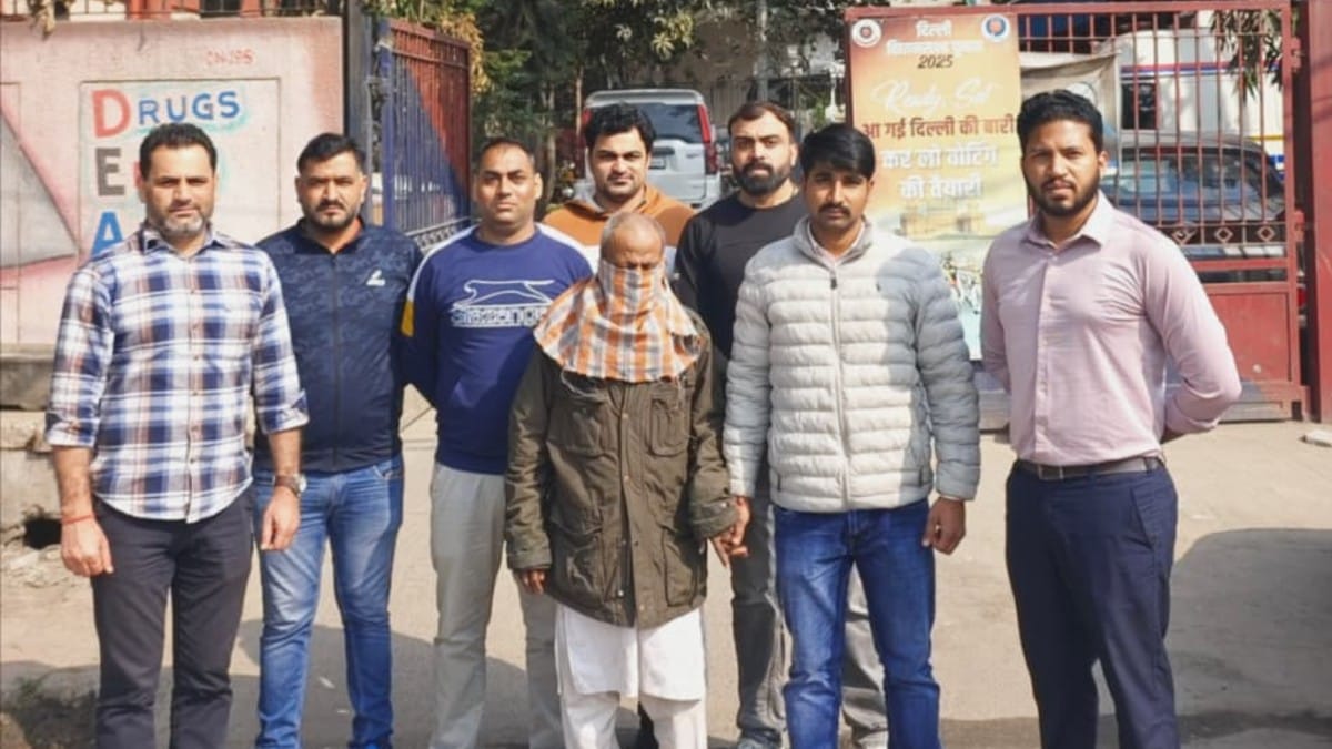 Delhi cops crack triple murder. ‘Tantrik’ out on bail fed trio poisoned ...