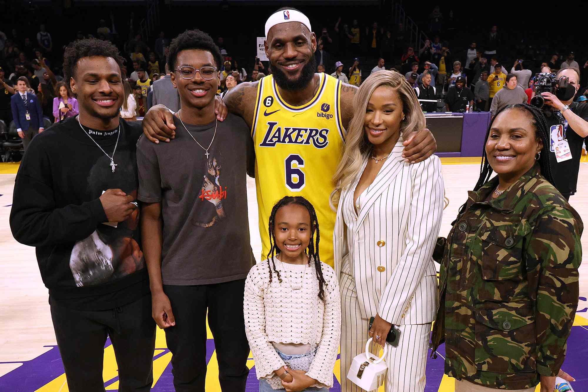 All about LeBron James' 3 kids, Bronny, Bryce and Zhuri