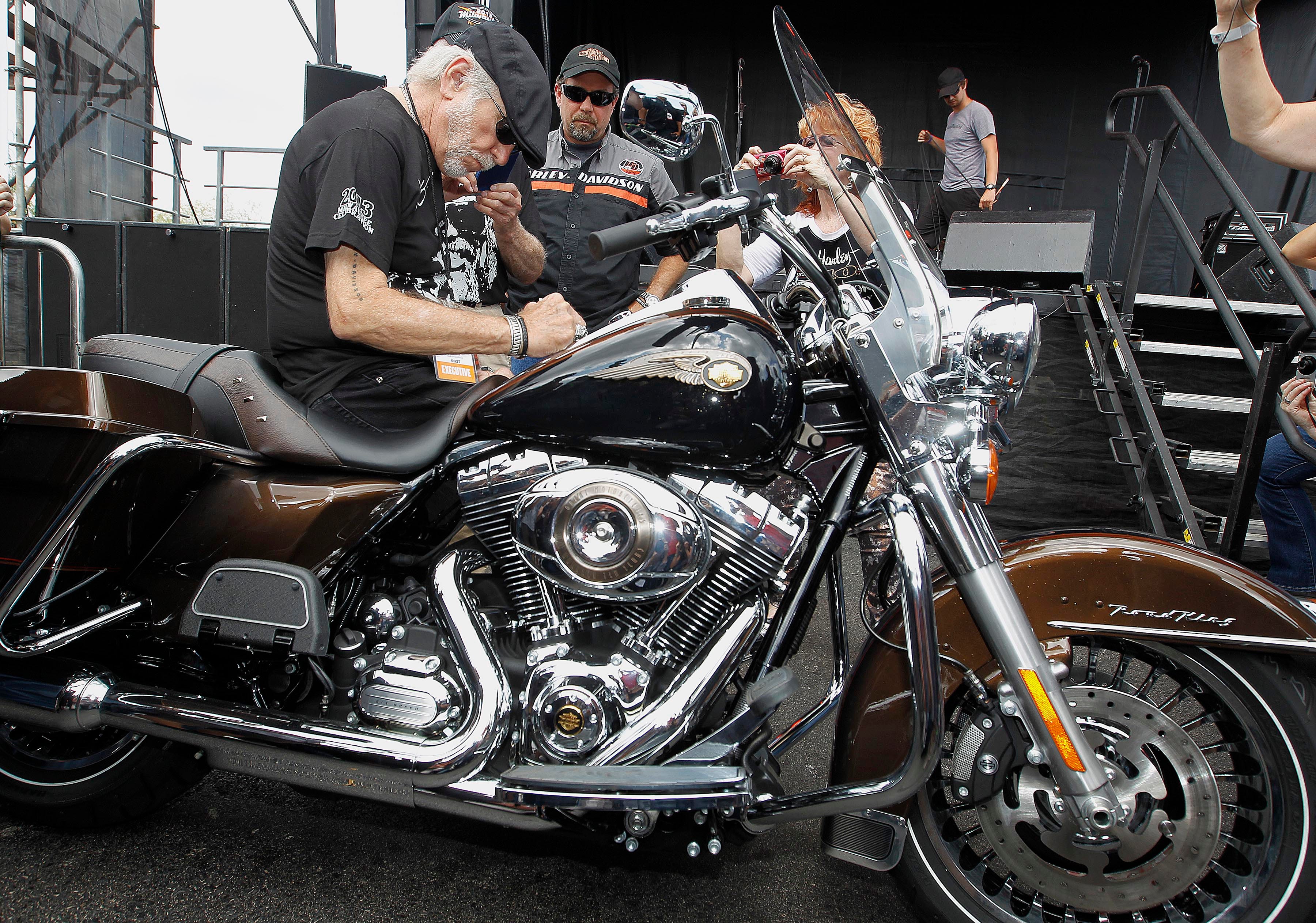 Harley-Davidson hit with $67 million in Trump administration tariffs in ...