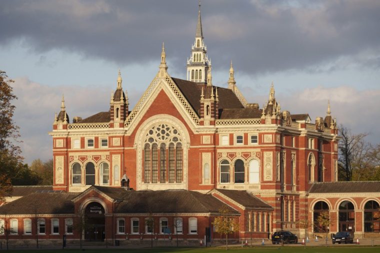 I’ve been headteacher at private and state schools – here are the key ...