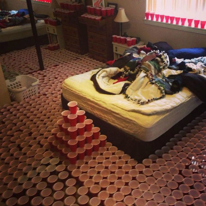 Pranks That Prove Living Alone Is Awesome