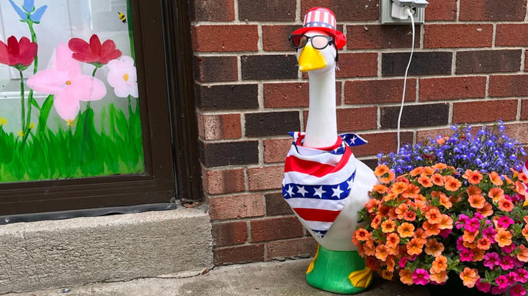 Jump on the goose decor trend with a thrift store upcycle idea