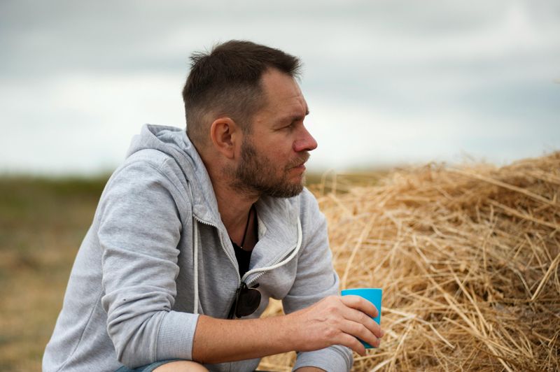 Men who rarely talk about their feelings often share these 10 ...