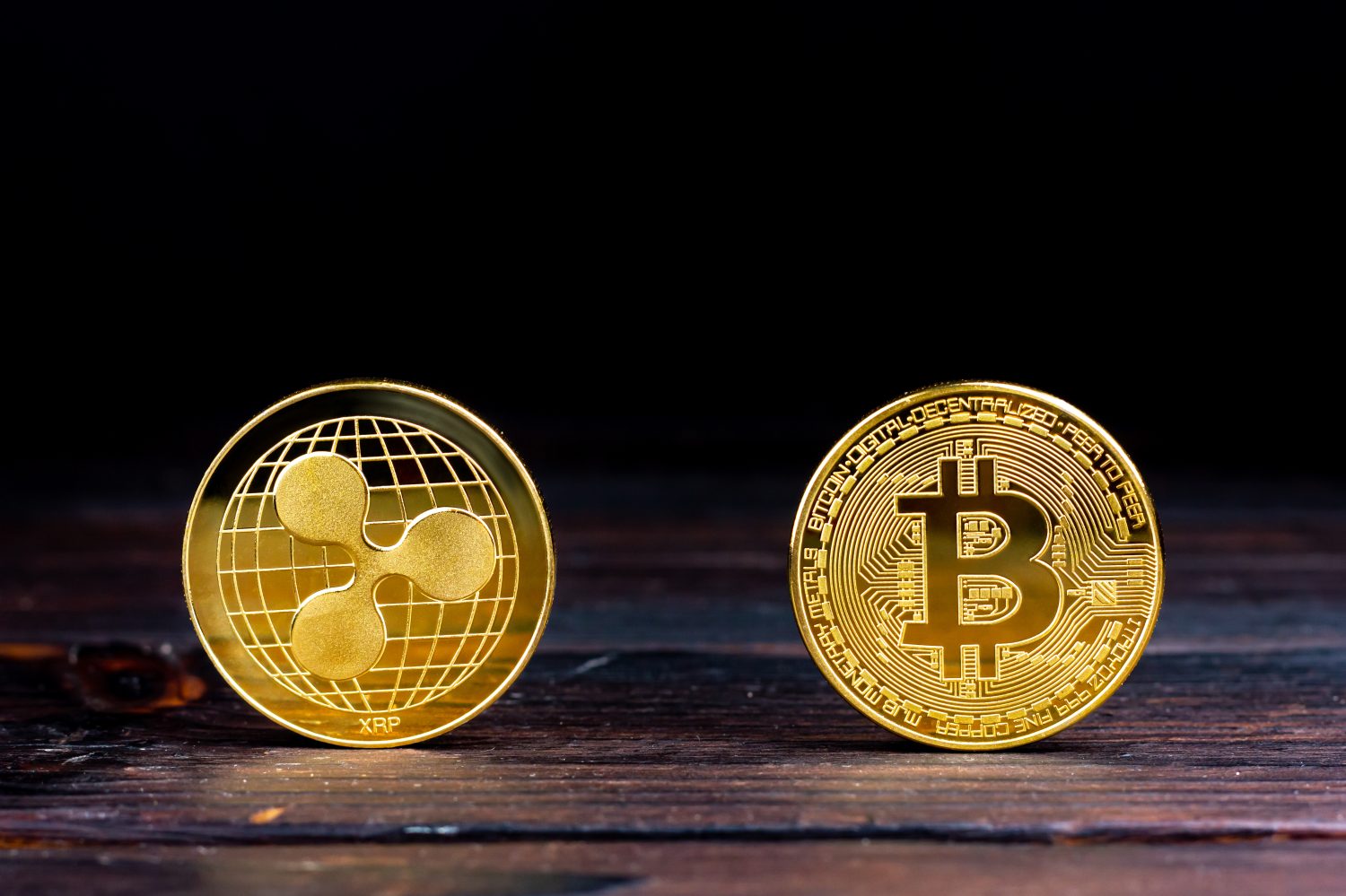 $10,000 in XRP or Bitcoin for 2026? 3 AI models pick the winner