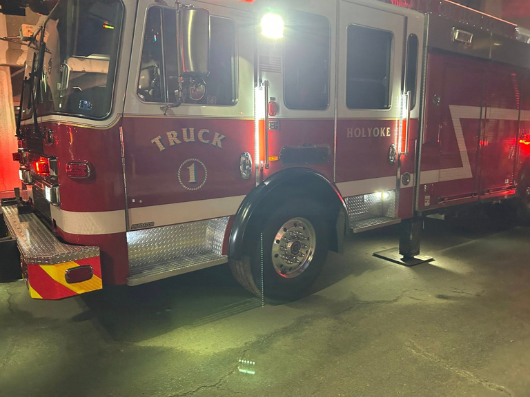 Fire at Holyoke Mall caused by accidental ductwork cutting