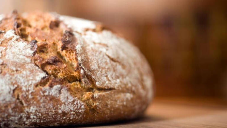 Pan casero saludable y crujiente: la receta para que salga perfecto sin ...