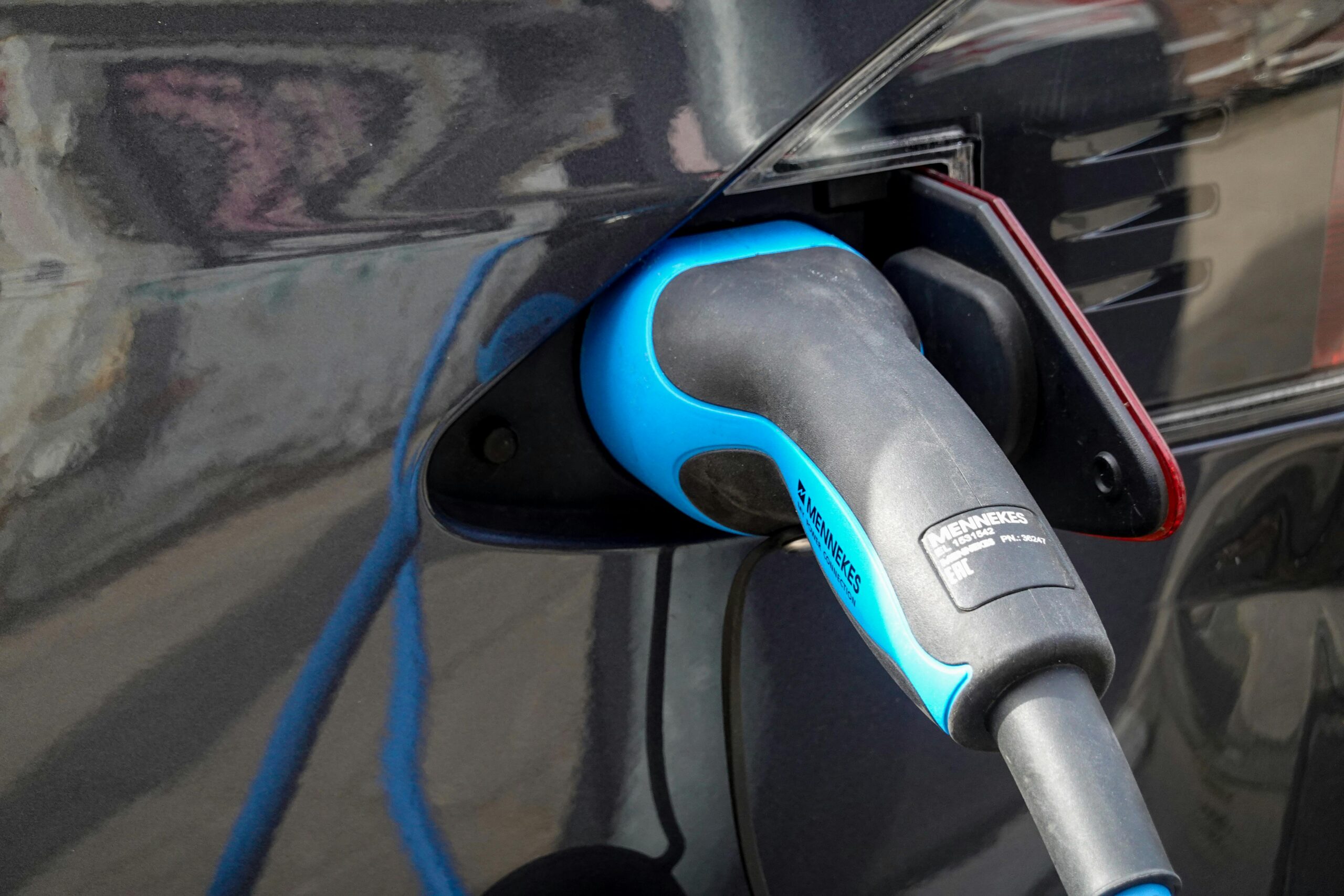 Uber wants to supercharge EV charging business