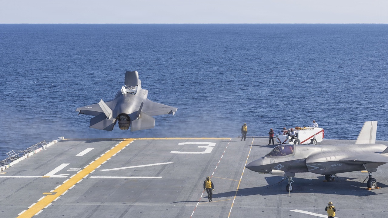 The US Navy just landed F-35Bs on an amphibious assault ship
