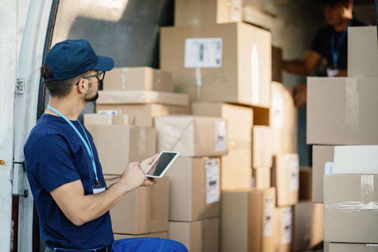 Man makes large online order—not ready for 'craziest thing' he receives