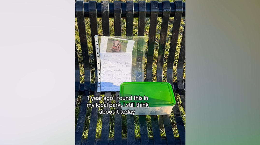 Man finds note and dog treats on park bench