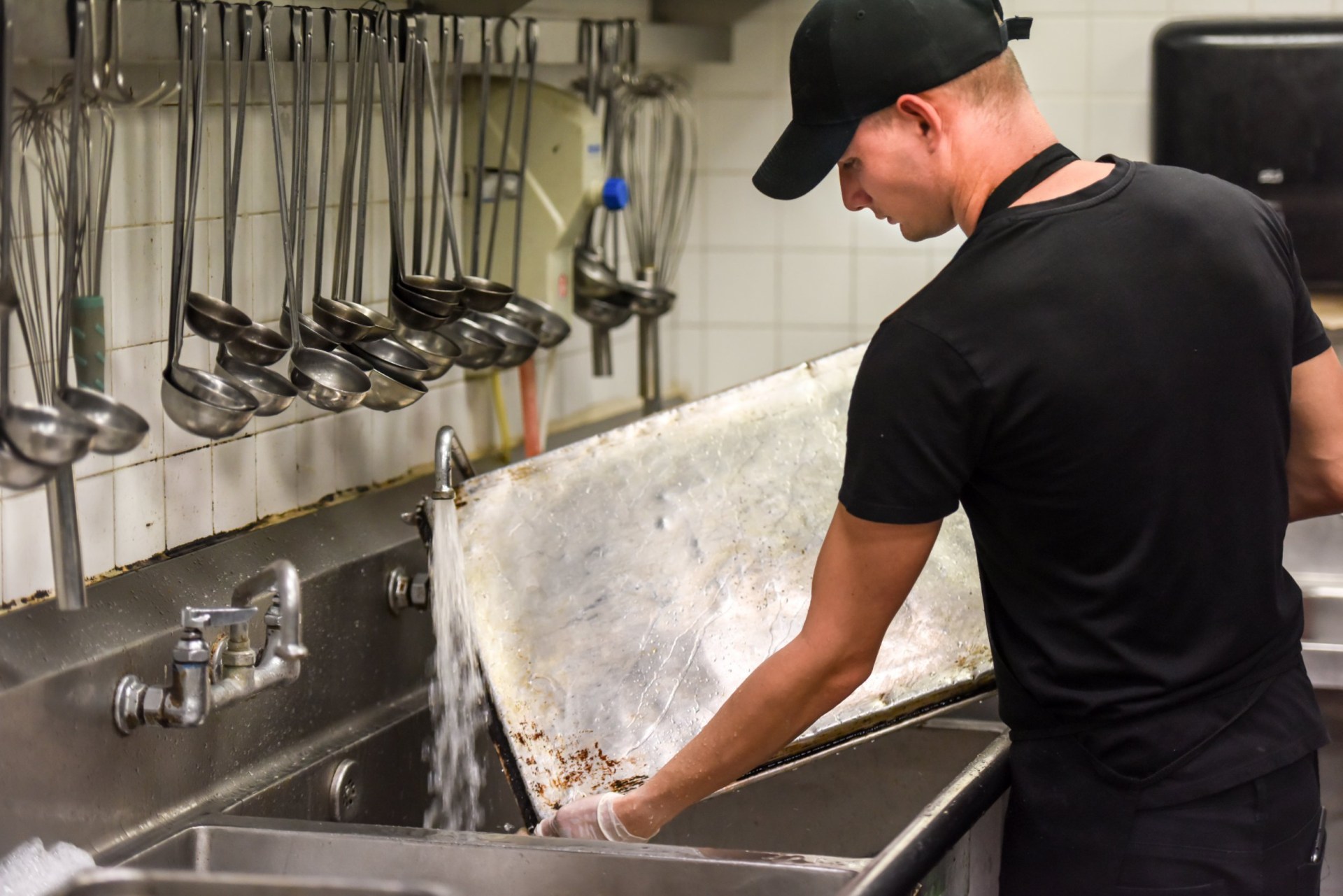 ‘Equal pay for equal work’: Should minimum wage be cut for younger workers?