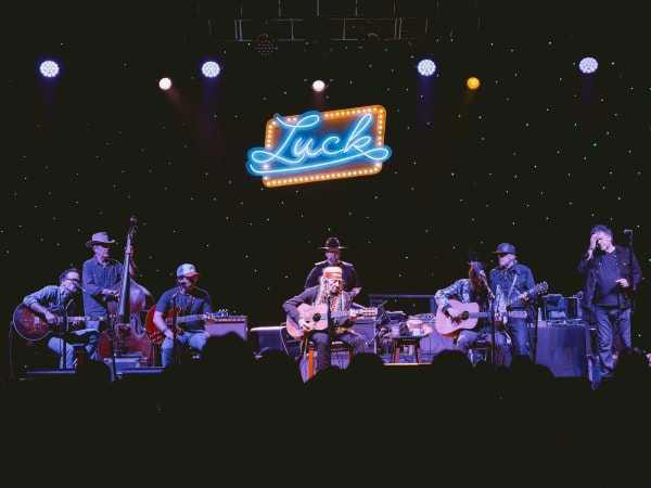 Willie Nelson's 2026 Luck Reunion features St. Vincent, Adrian Quesada
