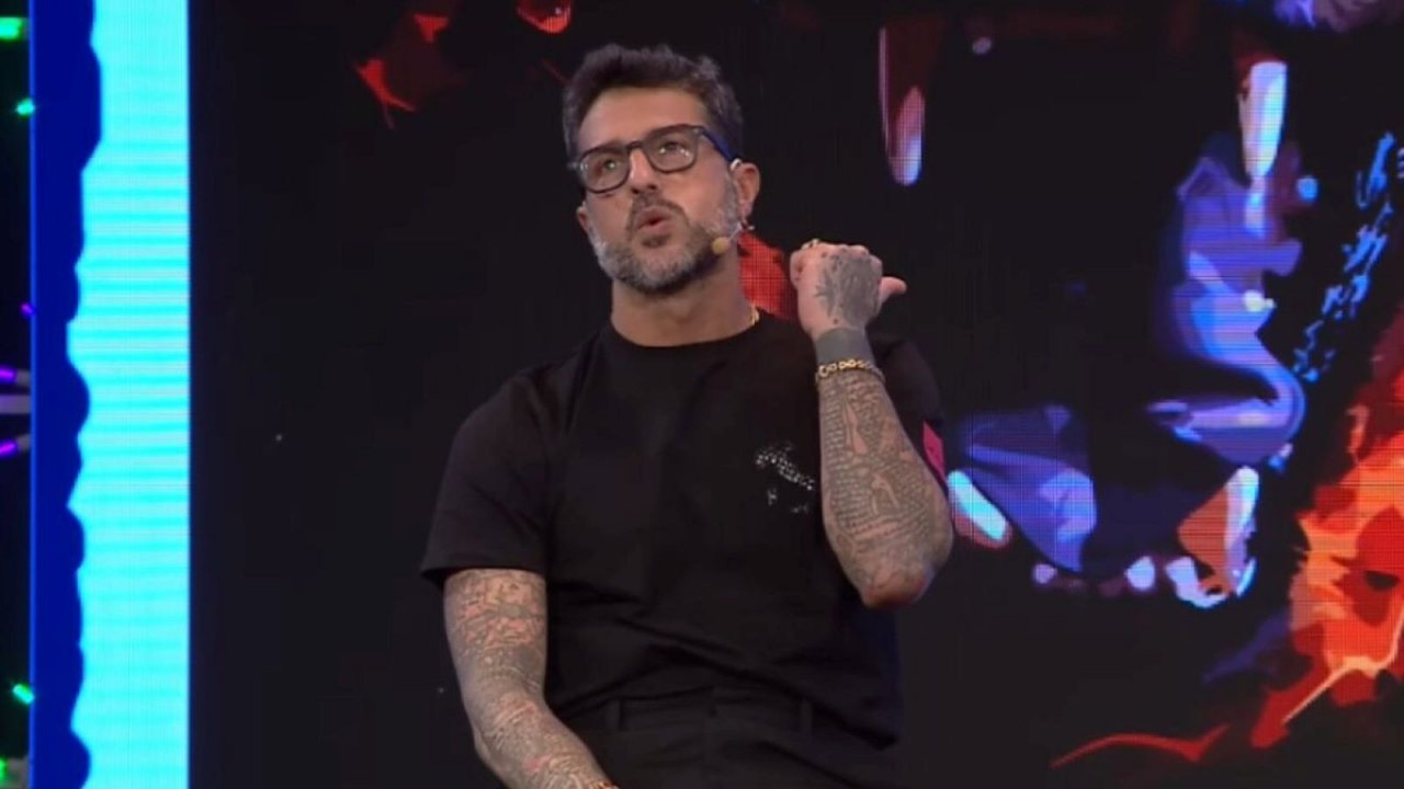 Fabrizio Corona: "Ho una malattia, una roba brutta, ma la mia battaglia ...