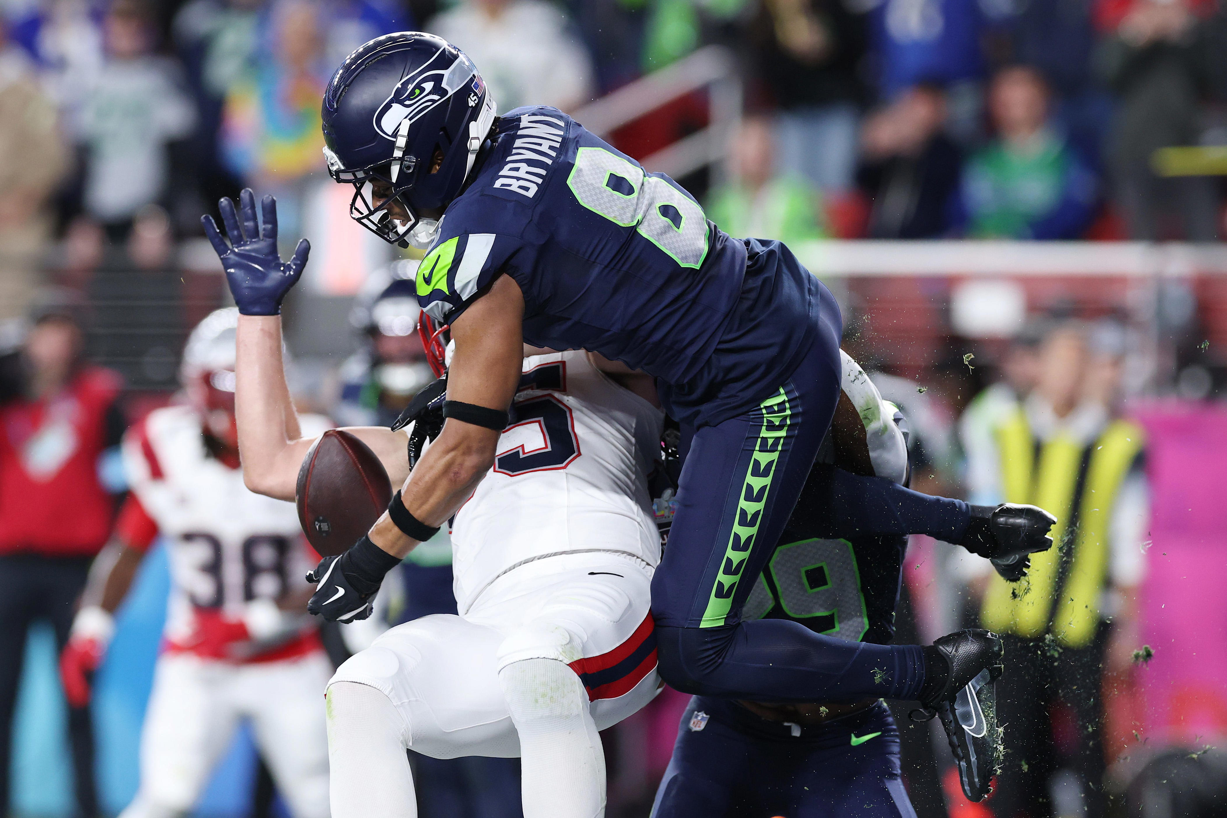 Coby Bryant sends thank you message to Seahawks post-free agency split