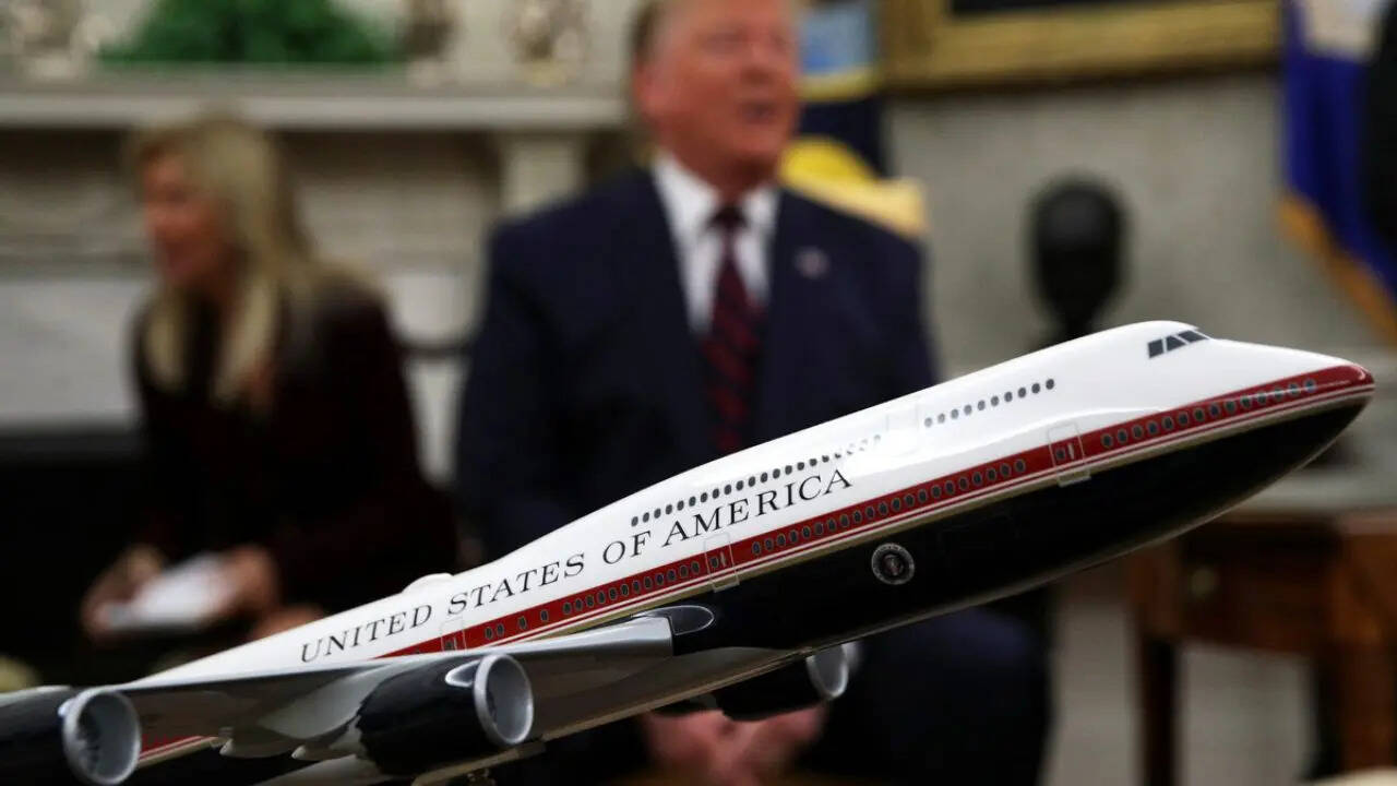 Trump to paint Air Force One in new colors? What we know about exterior ...
