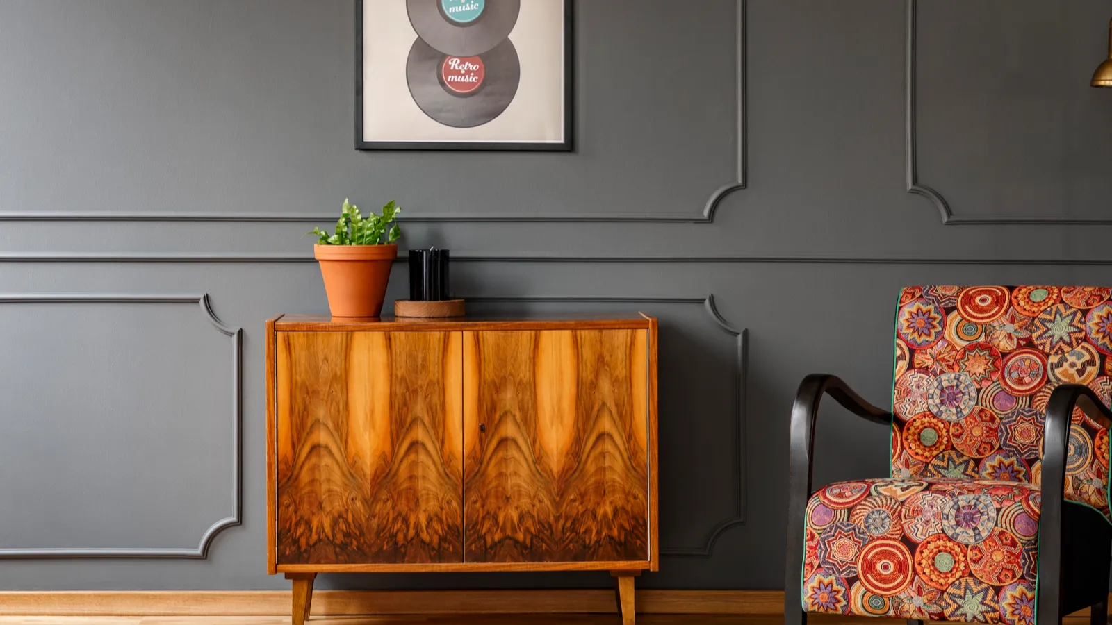 A designer’s guide to choosing the perfect sofa color for a balanced ...