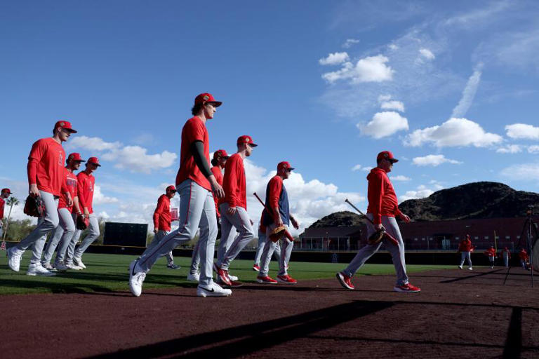 Photos: Mike Trout and the Angels begin workouts at spring training in ...