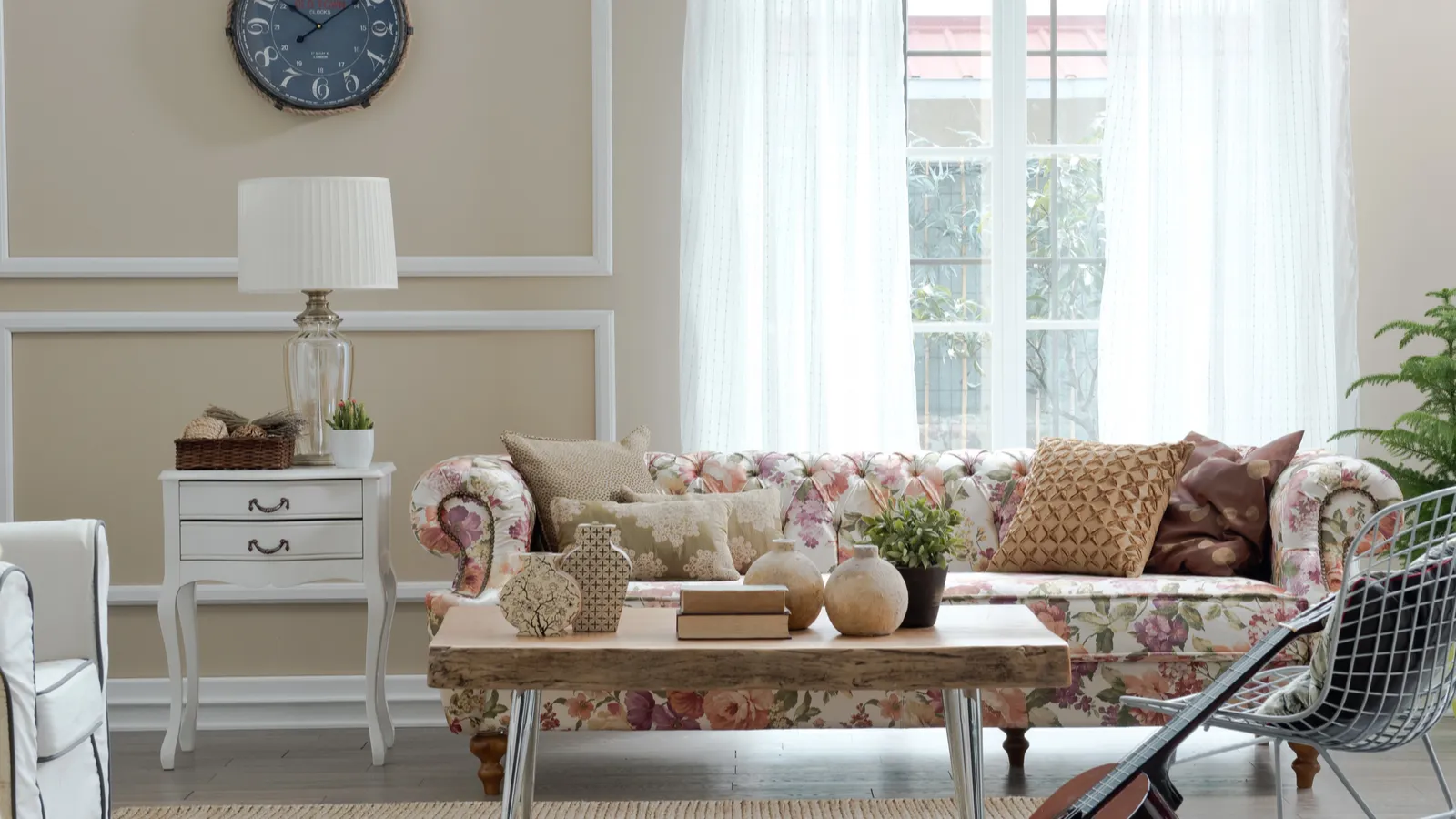 A living room that looks expensive often comes down to seven details ...