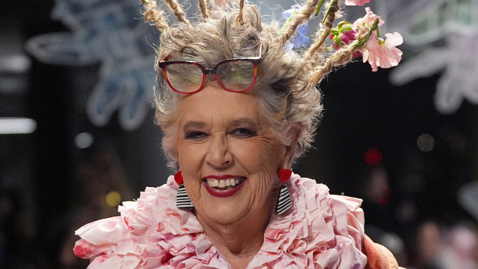 Dame Prue Leith, 86, undergoes epic transformation as she returns to ...