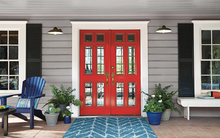 How to choose the right front door paint color for your home