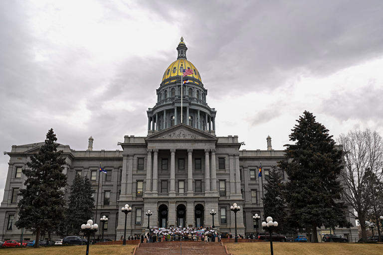 Colorado group pursues ballot measure to pave the way for a new ...
