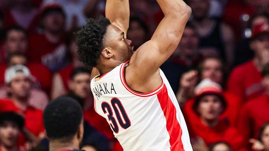 How Arizona's Awaka, Kharchenkov Staying Level-Headed