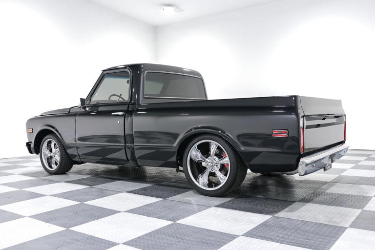 Twin-turbo 1967 Chevrolet C10 blends classic style with 1,200-hp capability