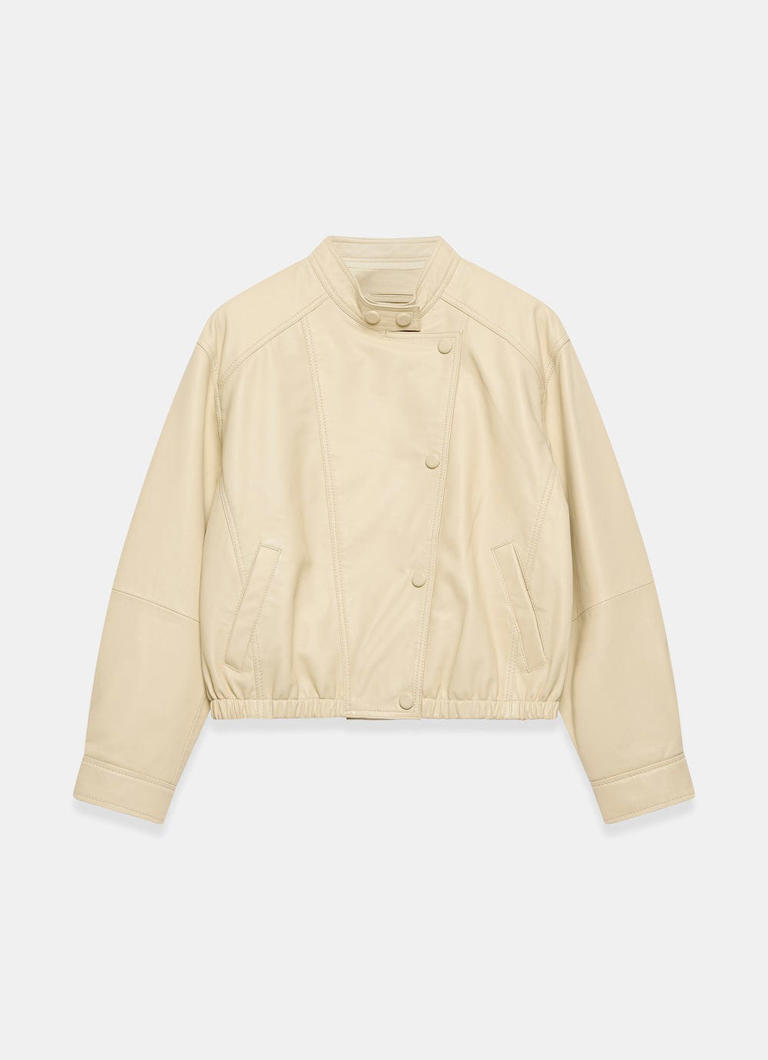 Cat Deeley declares this butter yellow bomber her favourite jacket – it ...